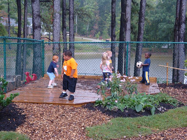 Natural Learning Initiative (USA) projeta espaços verdes para ...