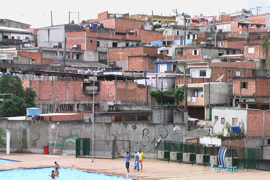 CEU Navegantes - Educação e Território