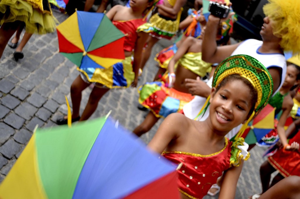 “O carnaval de rua impulsiona a criação, o inusitado, o novo ...